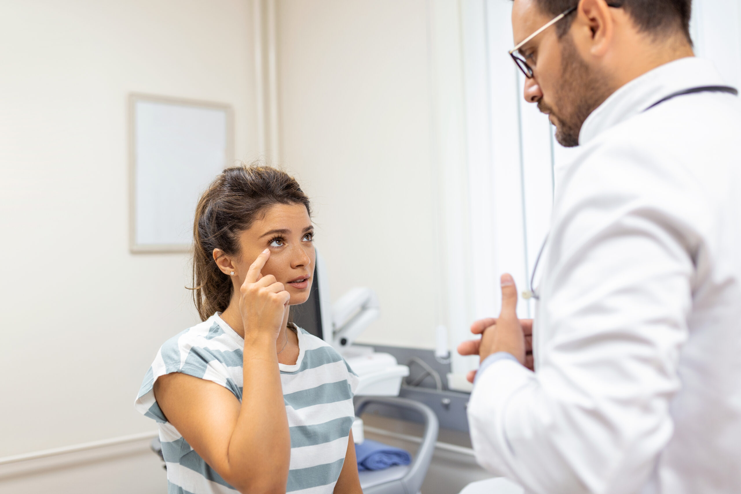 Preventing Eye Injuries: Safety Measures and Protective Eyewear ...